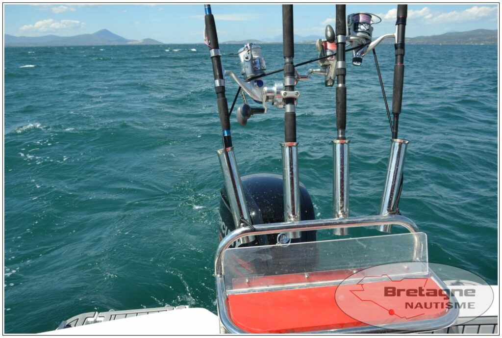 COMPASS 165 Pro + HONDA 50 Cv – Bretagne Nautisme